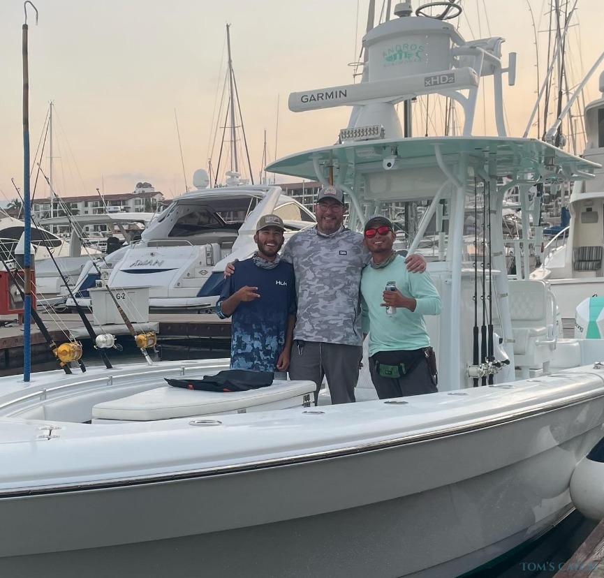 Pêcher avec Sergio sur le Arrecho (Tarifs 2025) - Tom's Catch